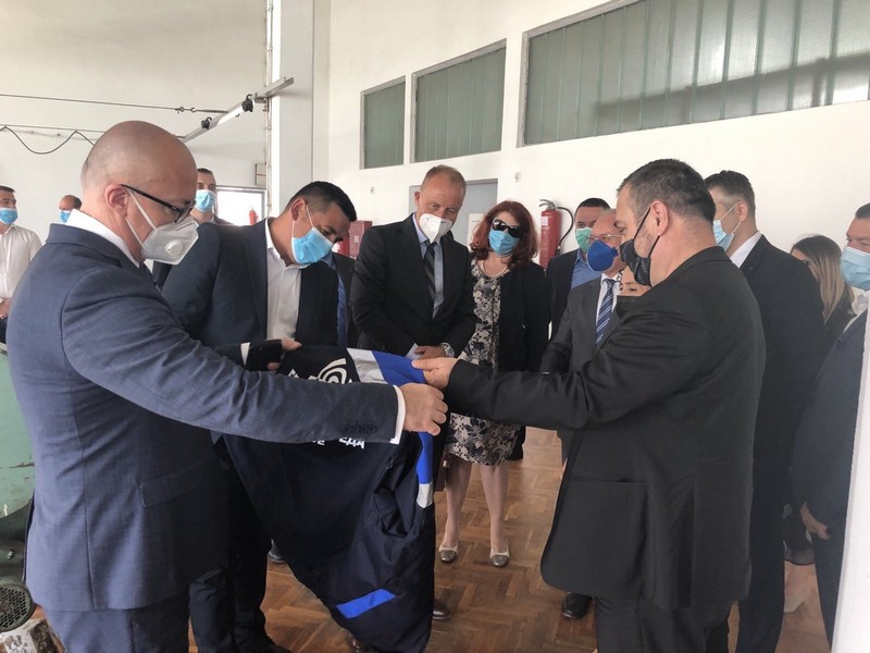 Rakić with the ambassadors visiting the Northern Municipalities ...